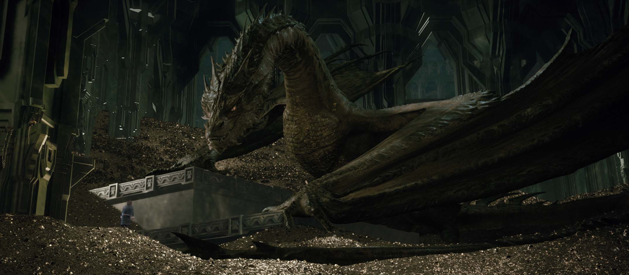 Smaug The Dragon 2022 Full Body